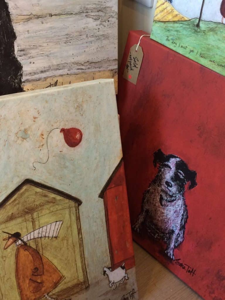 Artist Sam Toft tells how spotting a little dog in a park changed her life